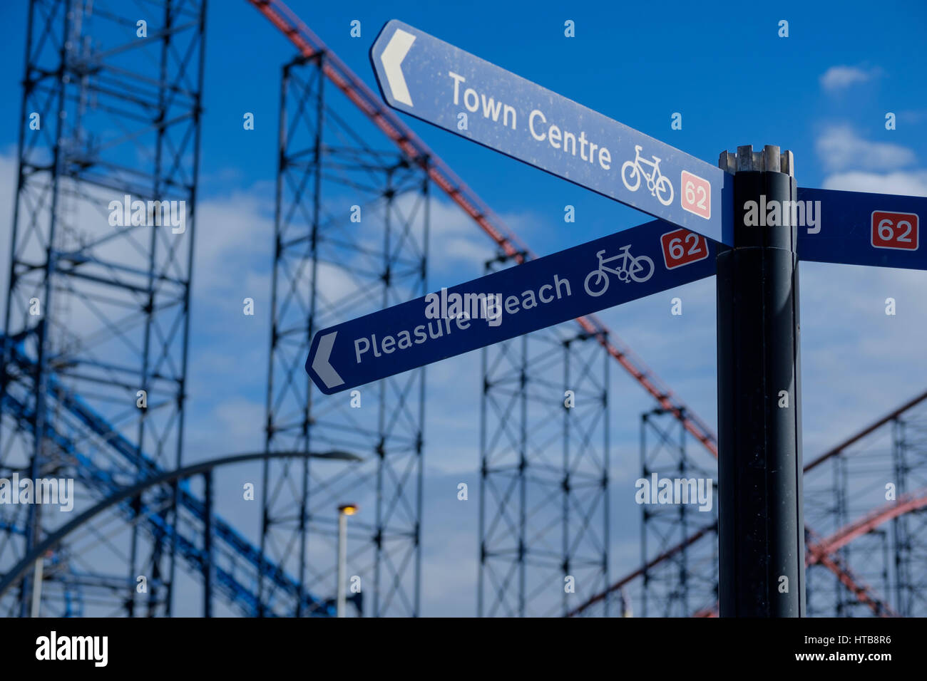 Blackpool Pleasure Beach signpost on the promenade Stock Photo - Alamy