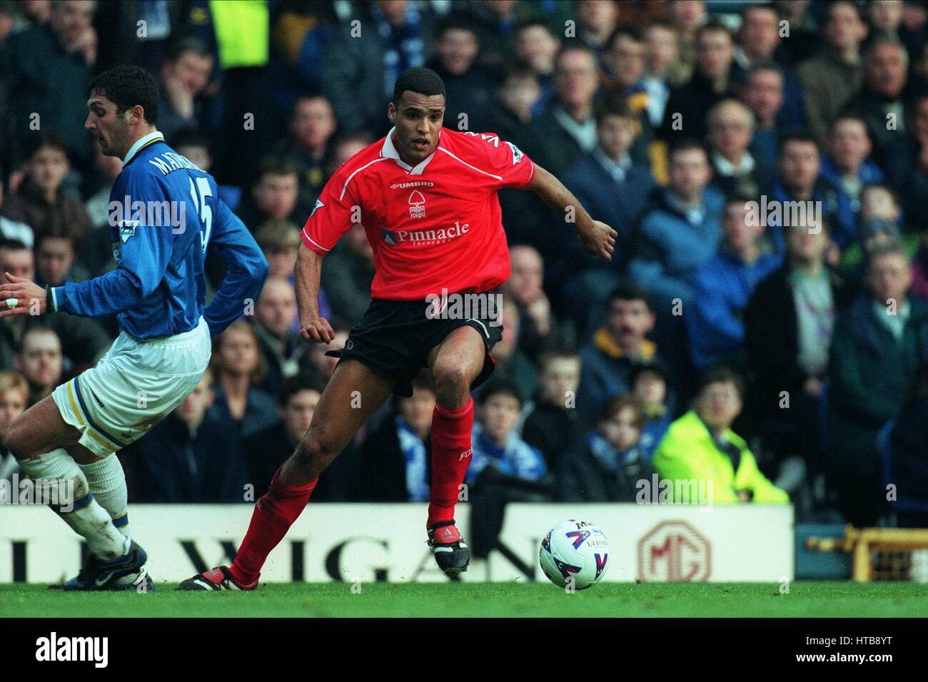 PIERRE VAN HOOIJDONK NOTTINGHAM FOREST FC 30 January 1999 Stock Photo ...