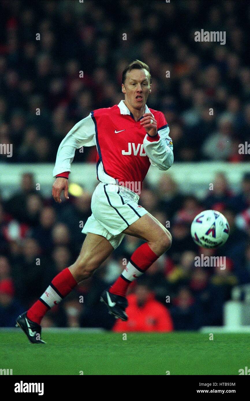 LEE DIXON ARSENAL FC 31 January 1999 Stock Photo - Alamy