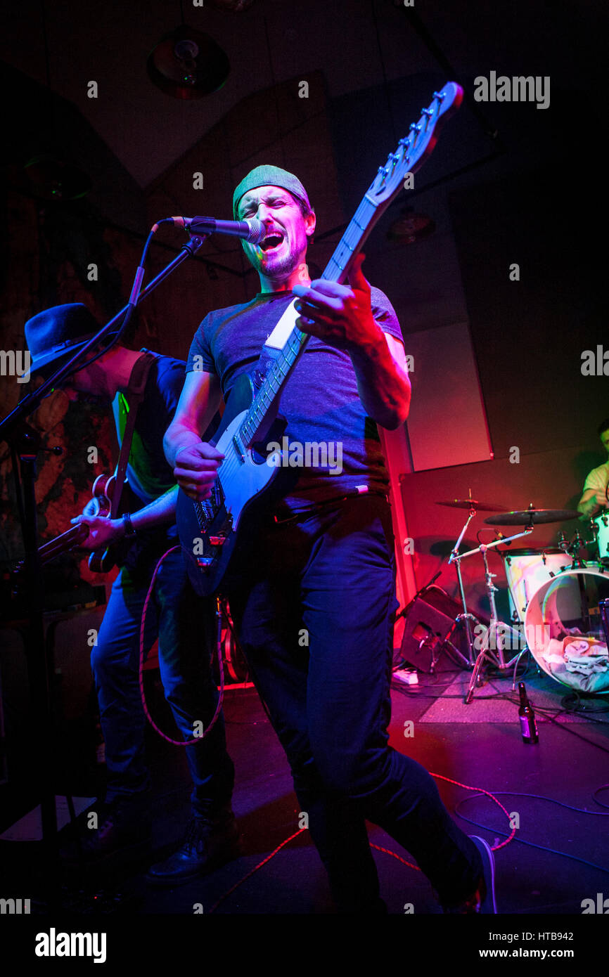 Jonny Everett - Vocals/Rhythm guitar Ruairí Connolly - Bass/Vocals Stephen Roddy - Lead Guitar ...