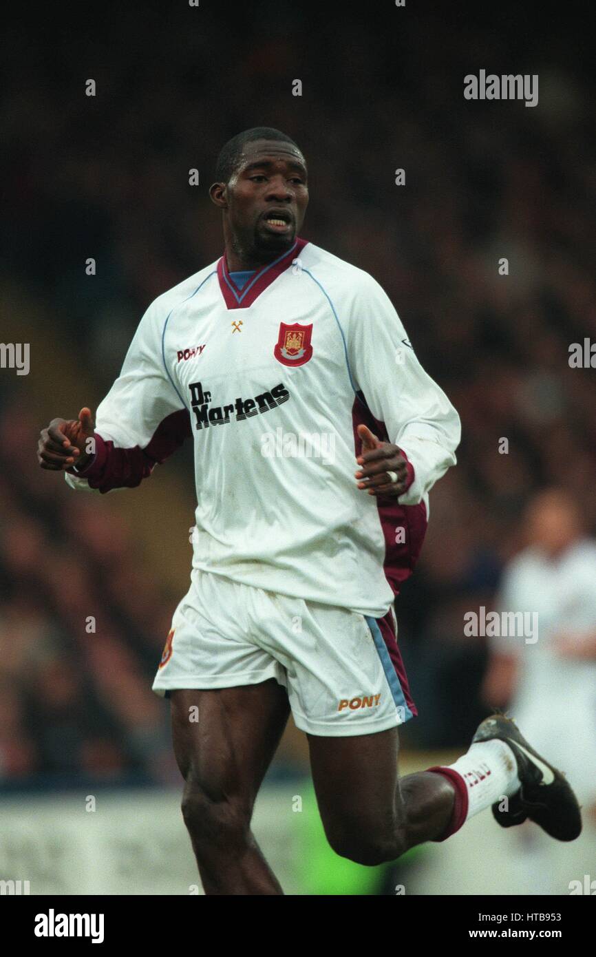 MARC VIVIEN FOE WEST HAM UNITED FC 30 January 1999 Stock Photo - Alamy