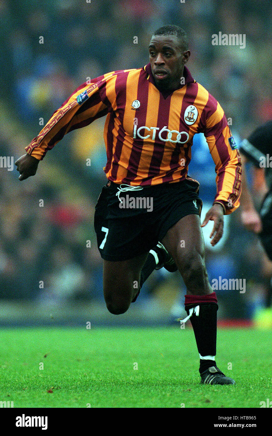 JAMIE LAWRENCE BRADFORD CITY FC 31 January 1999 Stock Photo - Alamy