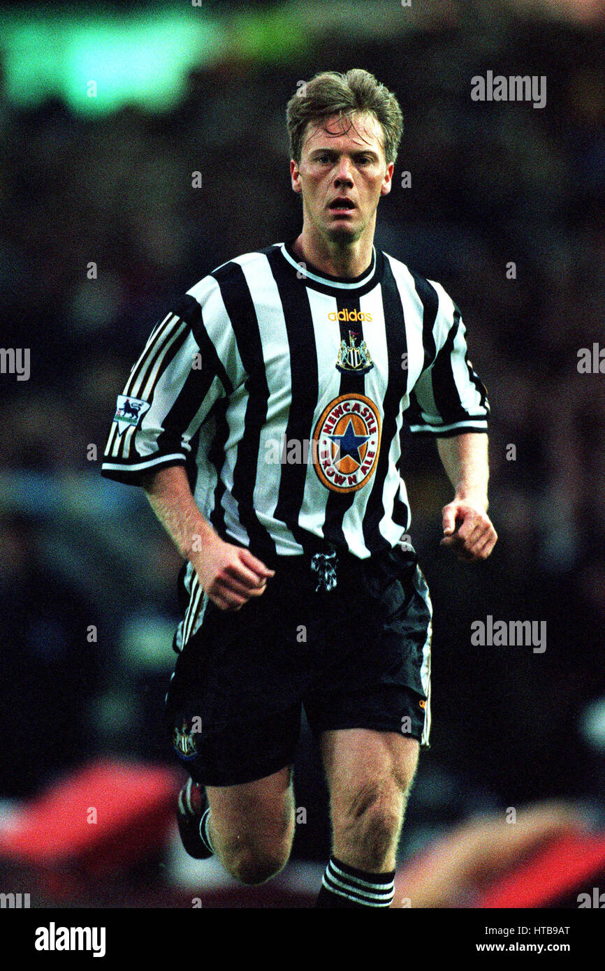 WARREN BARTON NEWCASTLE UNITED FC 06 February 1999 Stock Photo - Alamy