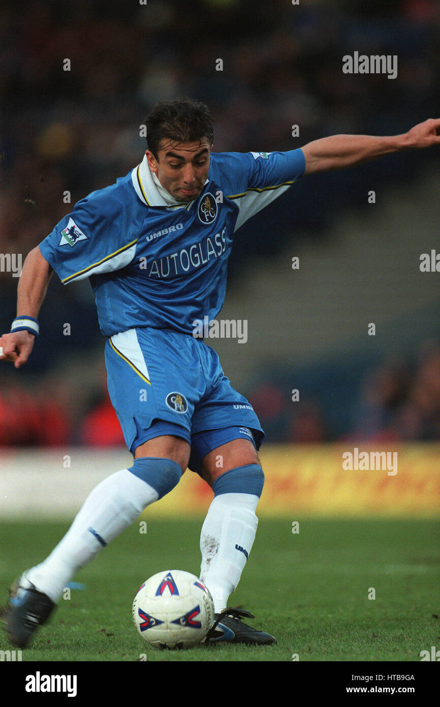 ROBERTO DI MATTEO CHELSEA FC 09 February 1999 Stock Photo - Alamy