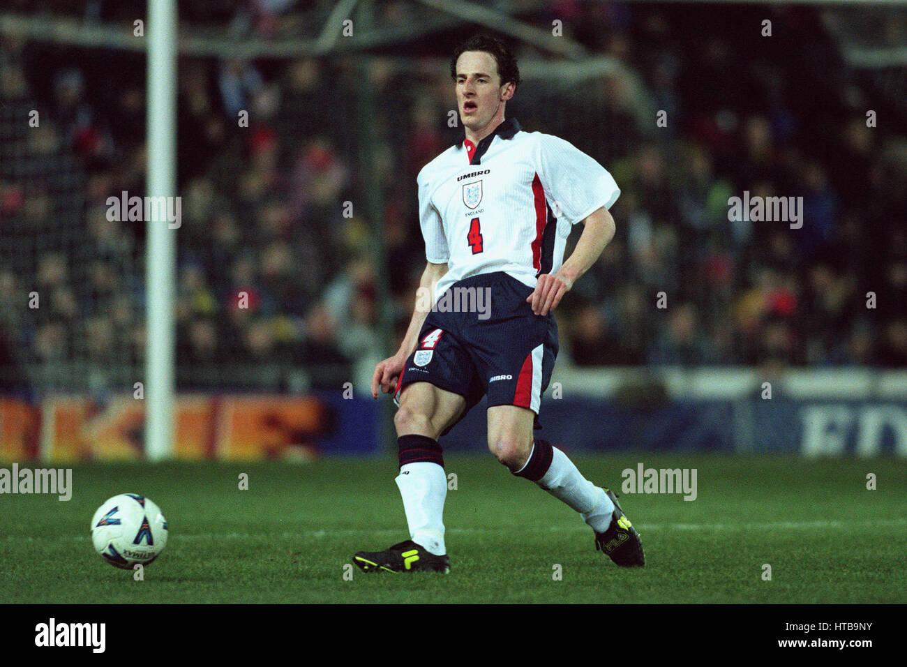 ANDY O'BRIEN ENGLAND U21 09 February 1999 Stock Photo - Alamy