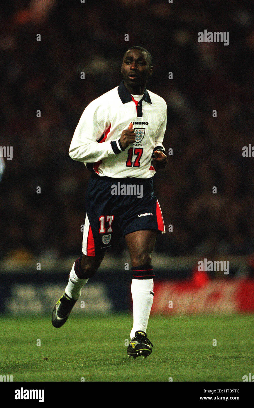 ANDY COLE ENGLAND & MANCHESTER UNITED FC 10 February 1999 Stock Photo ...