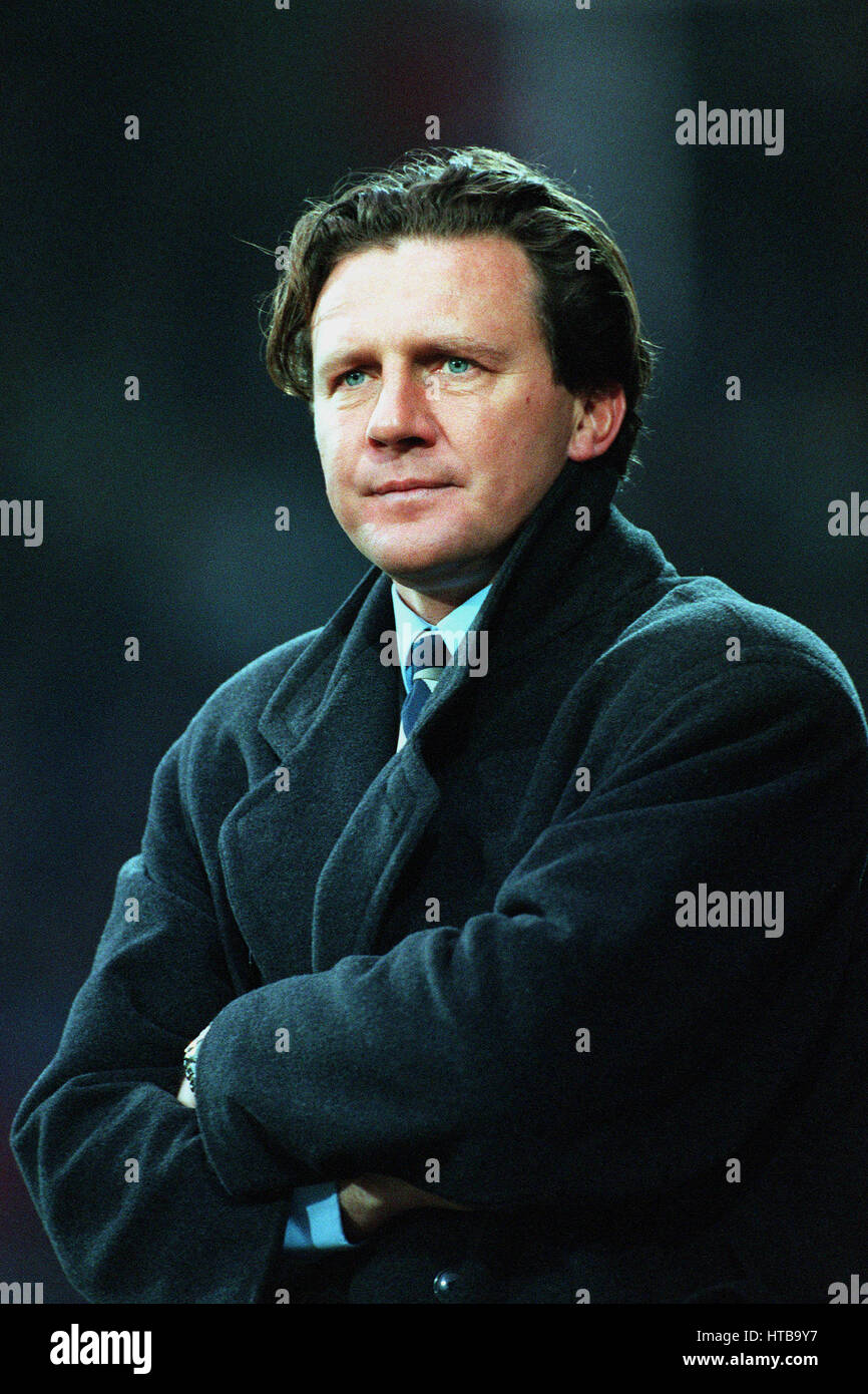 Huddersfield town manager peter jackson hi-res stock photography and ...