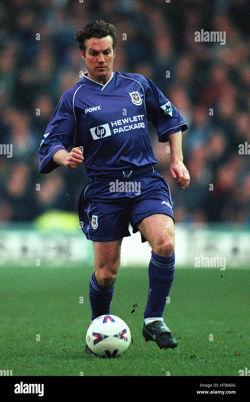 Andy sinton hi-res stock photography and images - Alamy