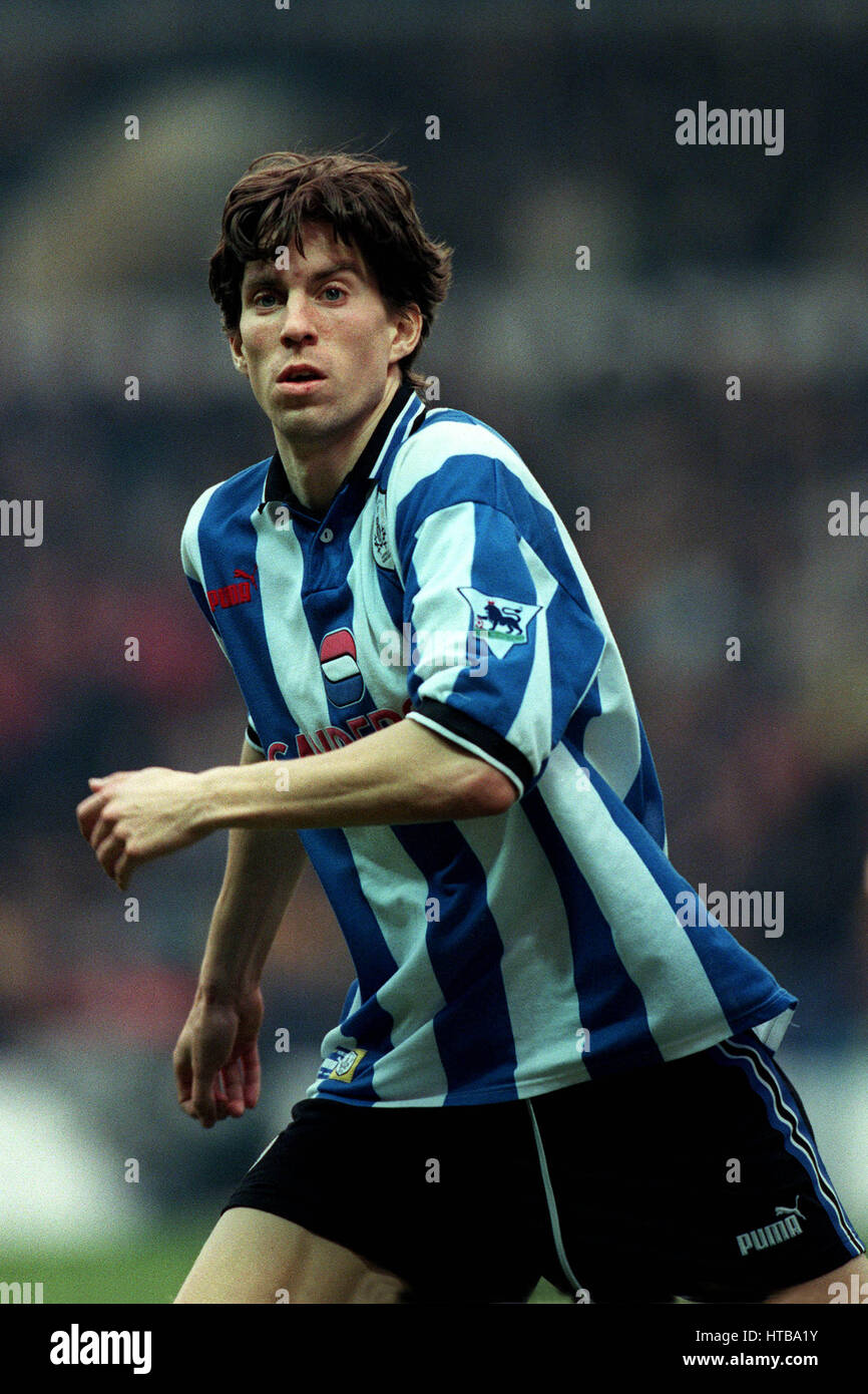 PETTER RUDI SHEFFIELD WEDNESDAY FC 13 February 1999 Stock Photo - Alamy