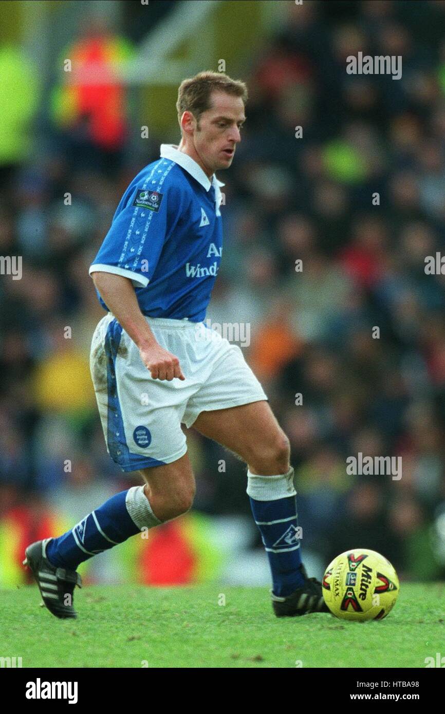 Graham hyde hi-res stock photography and images - Alamy