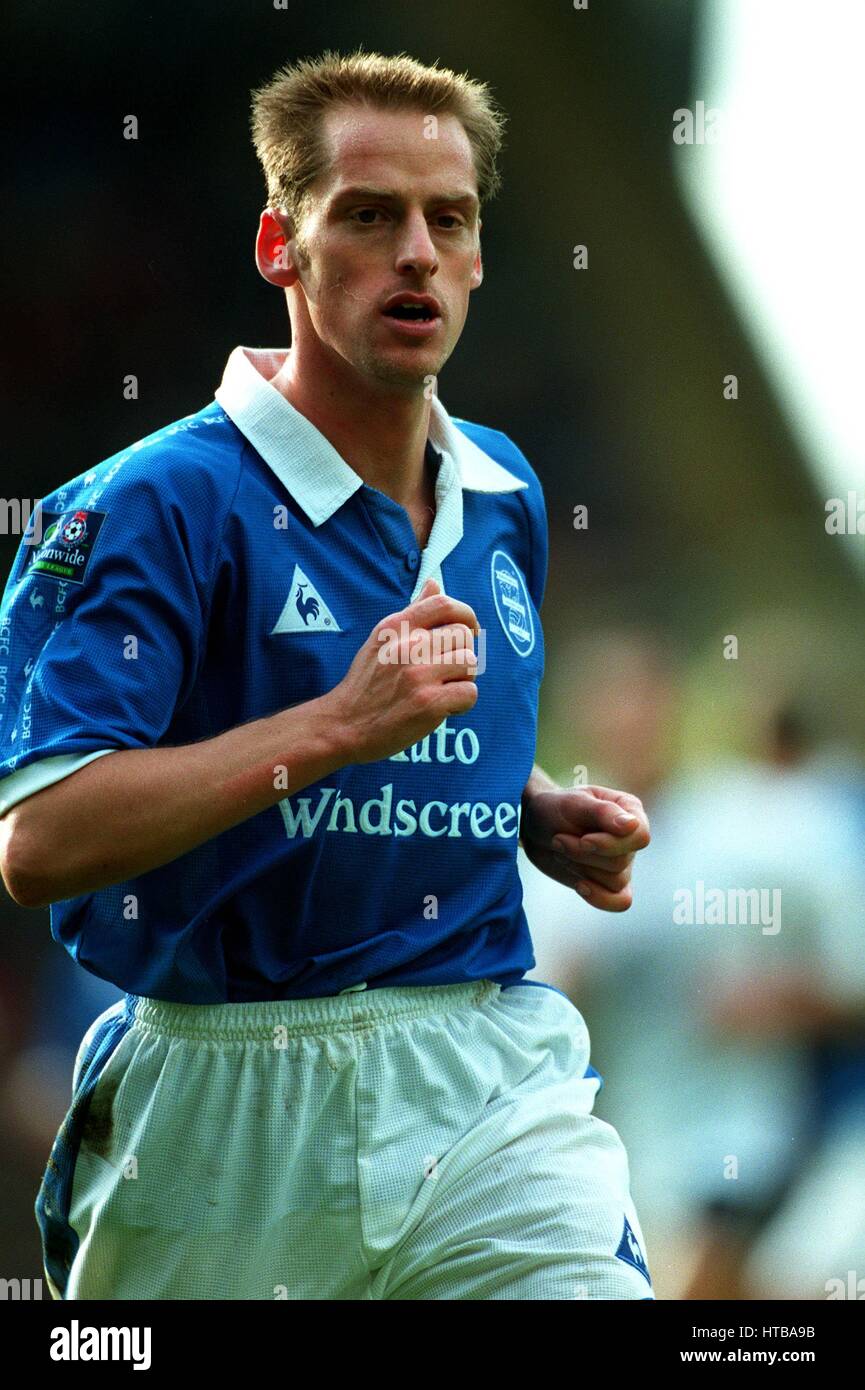 Graham hyde hi-res stock photography and images - Alamy