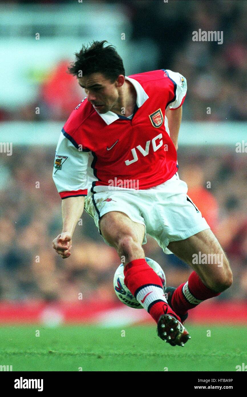 Arsenal overmars hi-res stock photography and images - Alamy Arsenal overmars hi-res stock photography and images - Alamy
