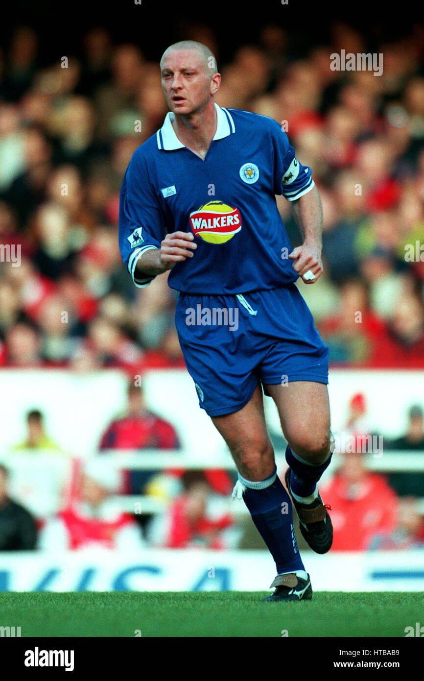 MATT ELLIOTT LEICESTER CITY FC 22 February 1999 Stock Photo - Alamy