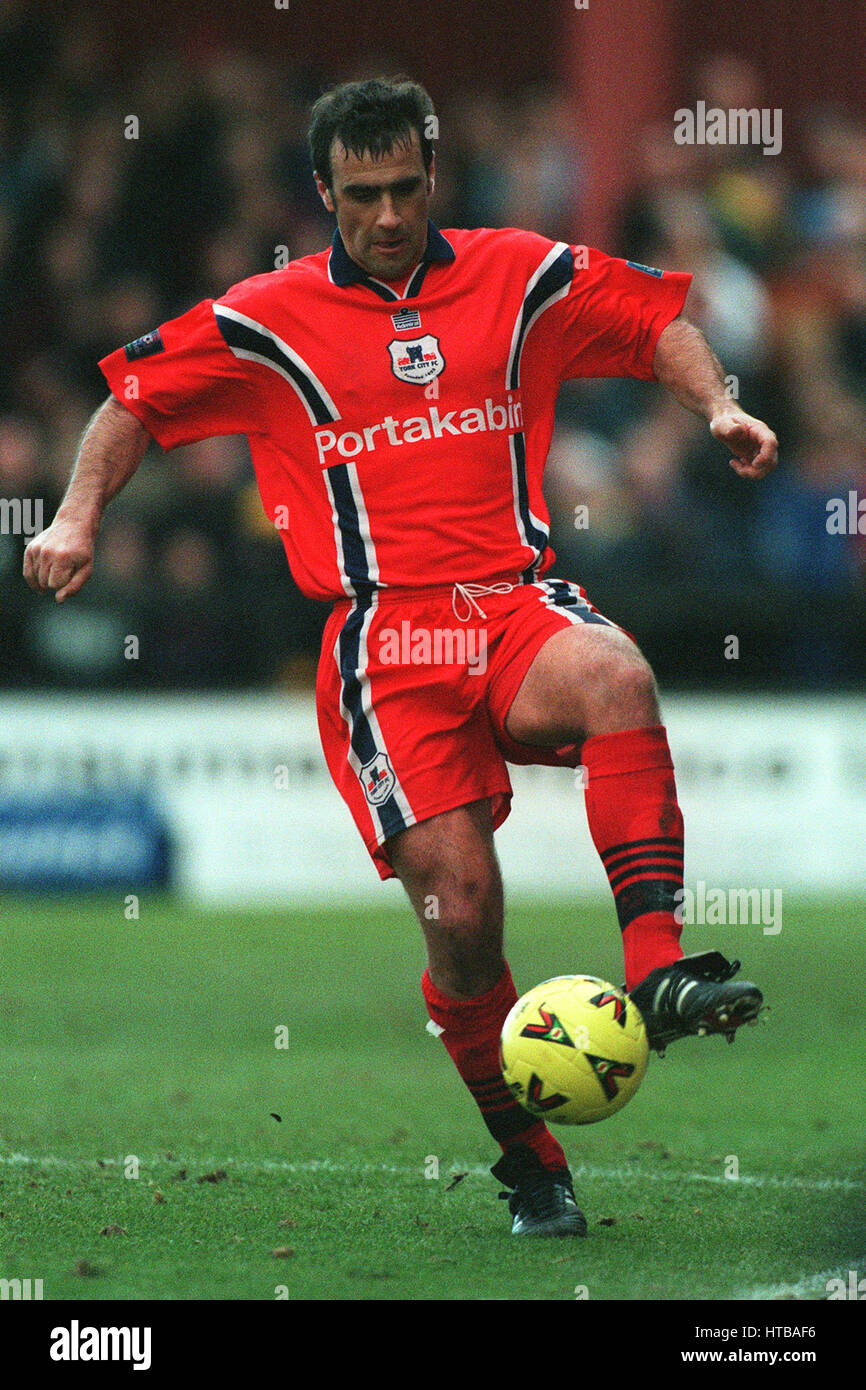 NEIL THOMPSON YORK CITY FC 01 March 1999 Stock Photo - Alamy