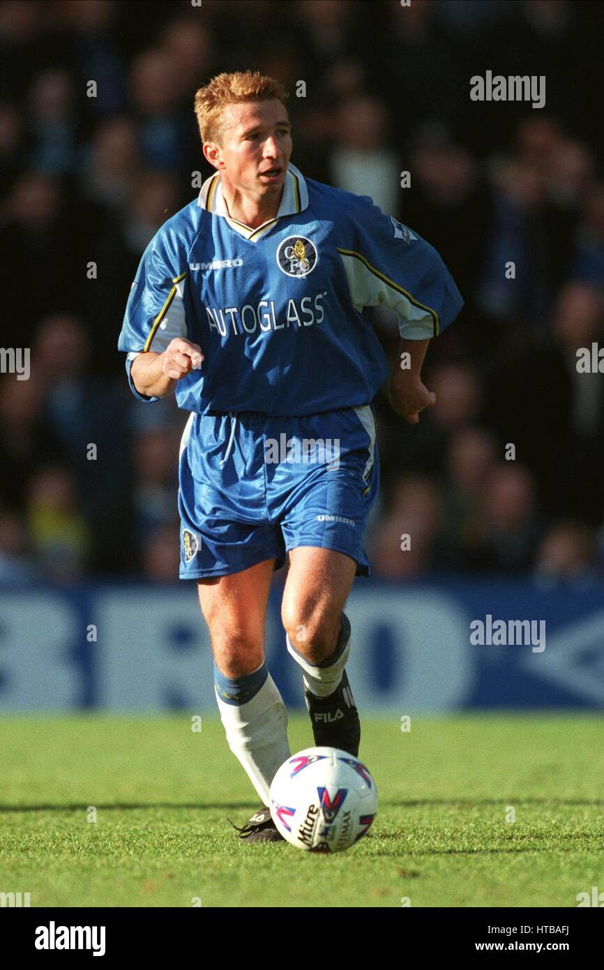 DAN PETRESCU CHELSEA FC 02 March 1999 Stock Photo - Alamy