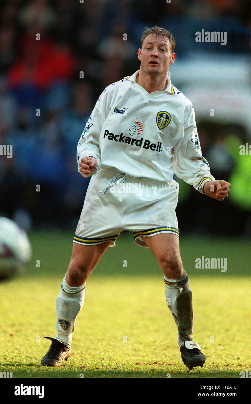 DAVID BATTY LEEDS UNITED FC 13 March 1999 Stock Photo - Alamy