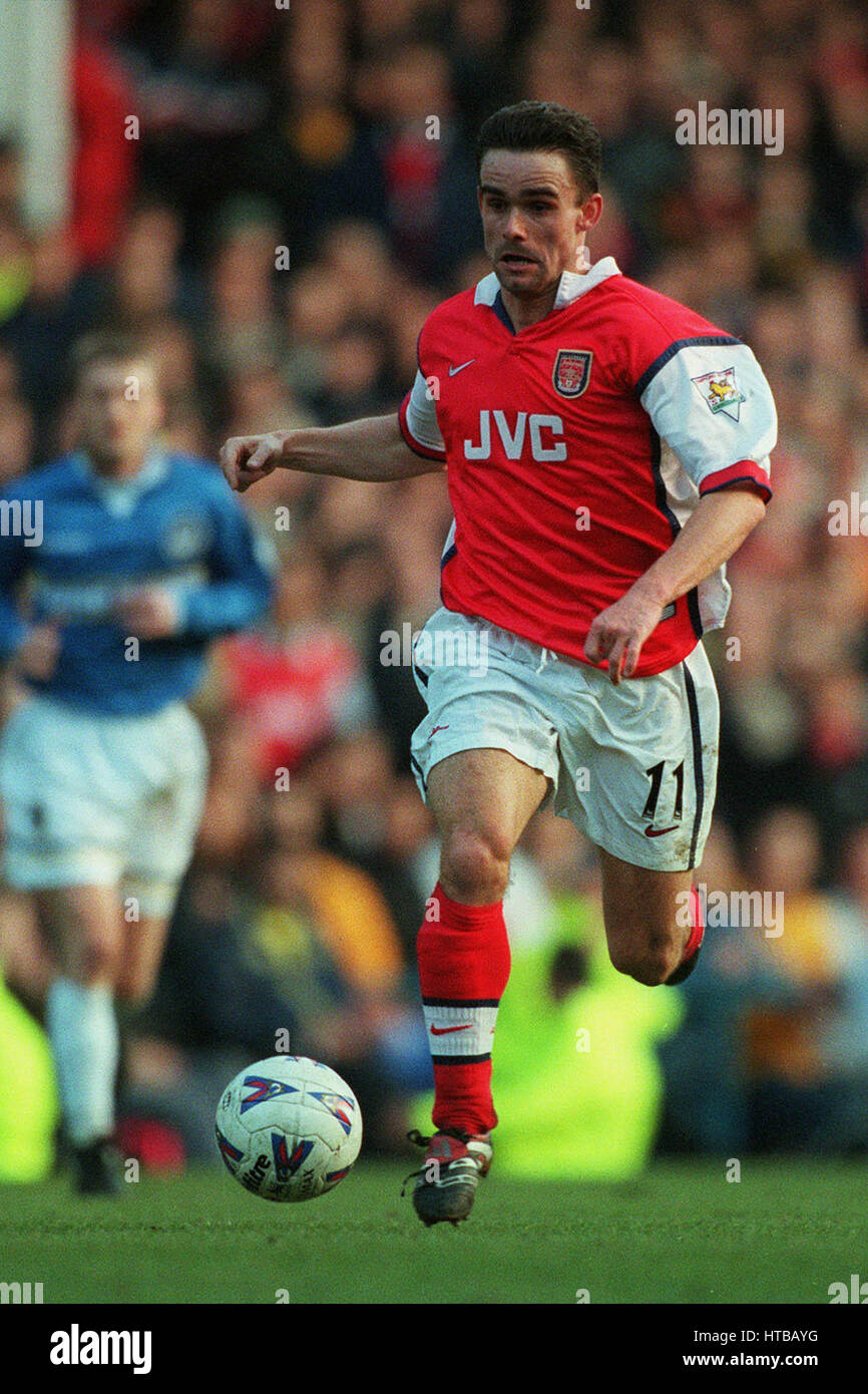 Arsenal overmars hi-res stock photography and images - Alamy Arsenal overmars hi-res stock photography and images - Alamy