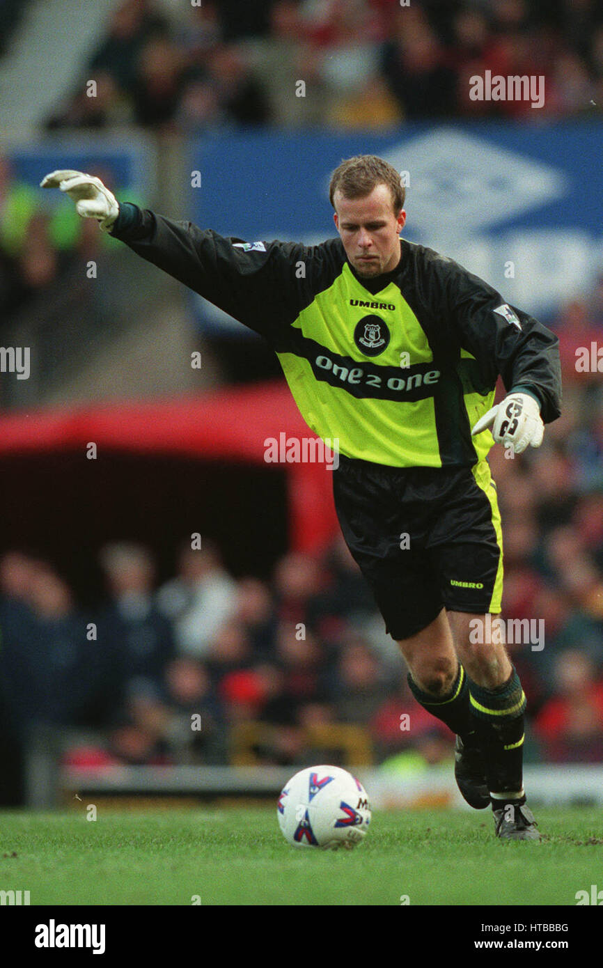 THOMAS MYHRE EVERTON FC 22 March 1999 Stock Photo - Alamy