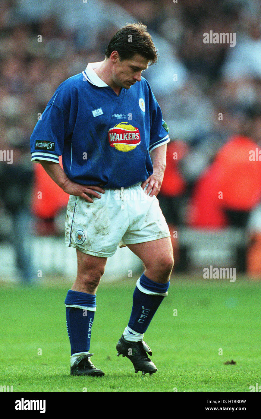 Tony cottee leicester city hi-res stock photography and images - Alamy