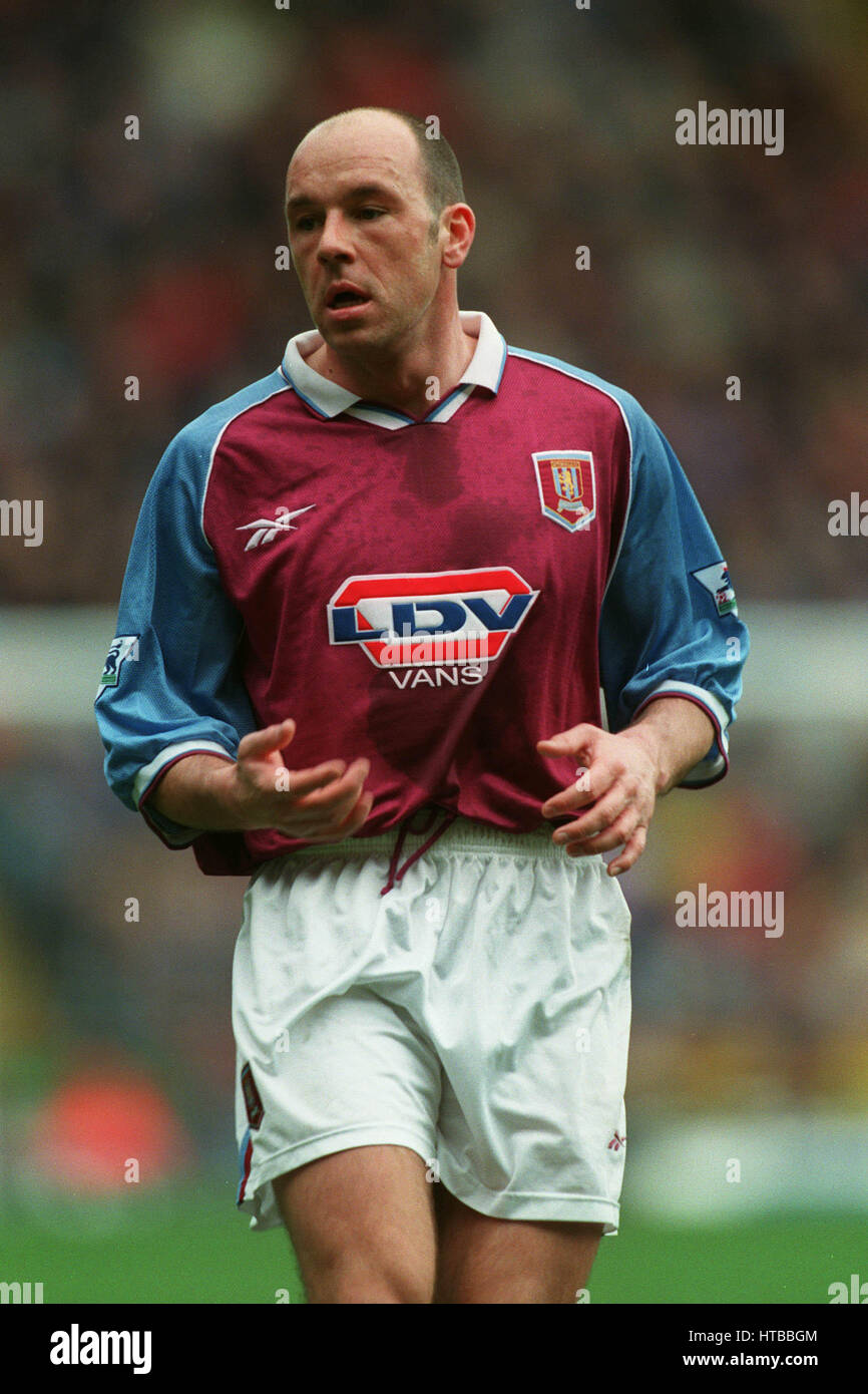 Steve stone 1999 hi-res stock photography and images - Alamy