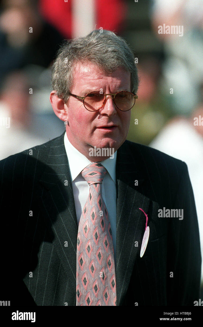JOHN MOTSON COMMENTATOR 23 March 1999 Stock Photo - Alamy