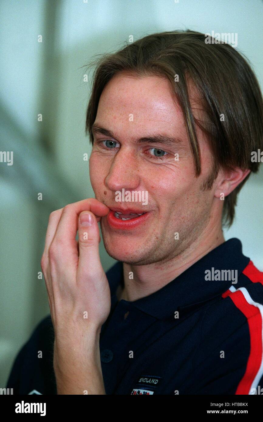 IAN WALKER ENGLAND & TOTTENHAM HOTSPUR FC 23 March 1999 Stock Photo - Alamy