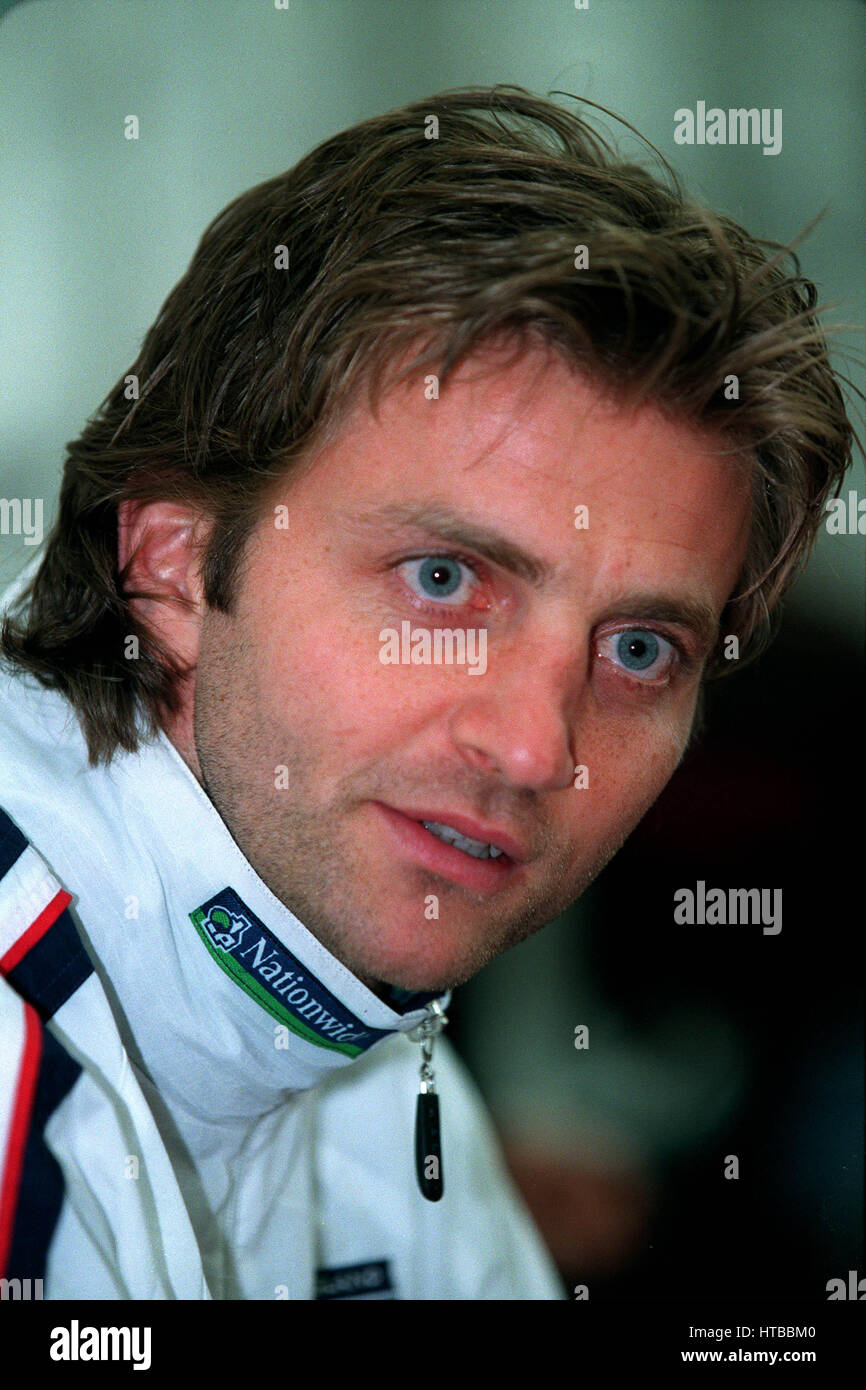 TIM SHERWOOD ENGLAND & TOTTENHAM HOTSPUR FC 23 March 1999 Stock Photo ...