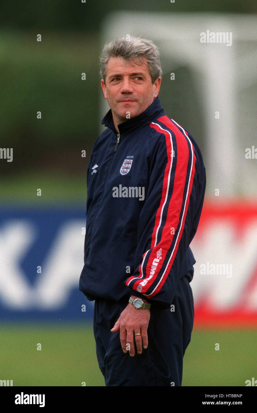KEVIN KEEGAN ENGLAND COACH 23 March 1999 Stock Photo - Alamy