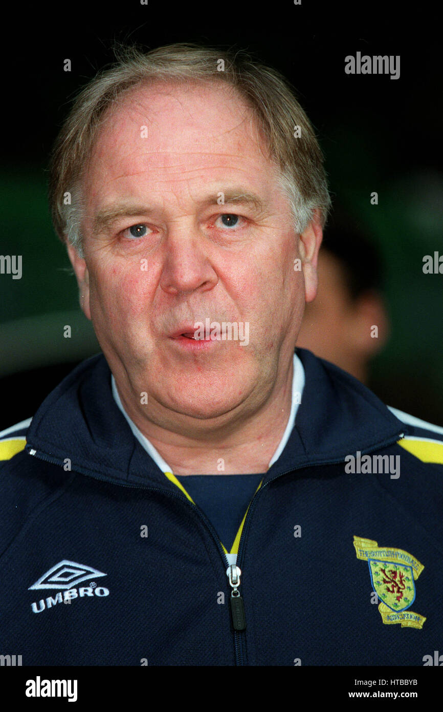 CRAIG BROWN SCOTLAND MANAGER 01 April 1999 Stock Photo - Alamy CRAIG BROWN SCOTLAND MANAGER 01 April 1999 Stock Photo - Alamy