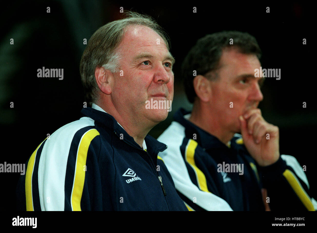 CRAIG BROWN & ALEX MILLER SCOTLAND FC 01 April 1999 Stock Photo - Alamy