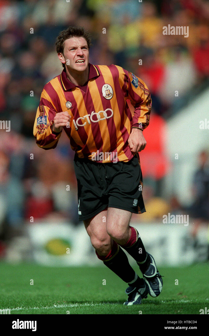 Lee sharpe hi-res stock photography and images - Alamy