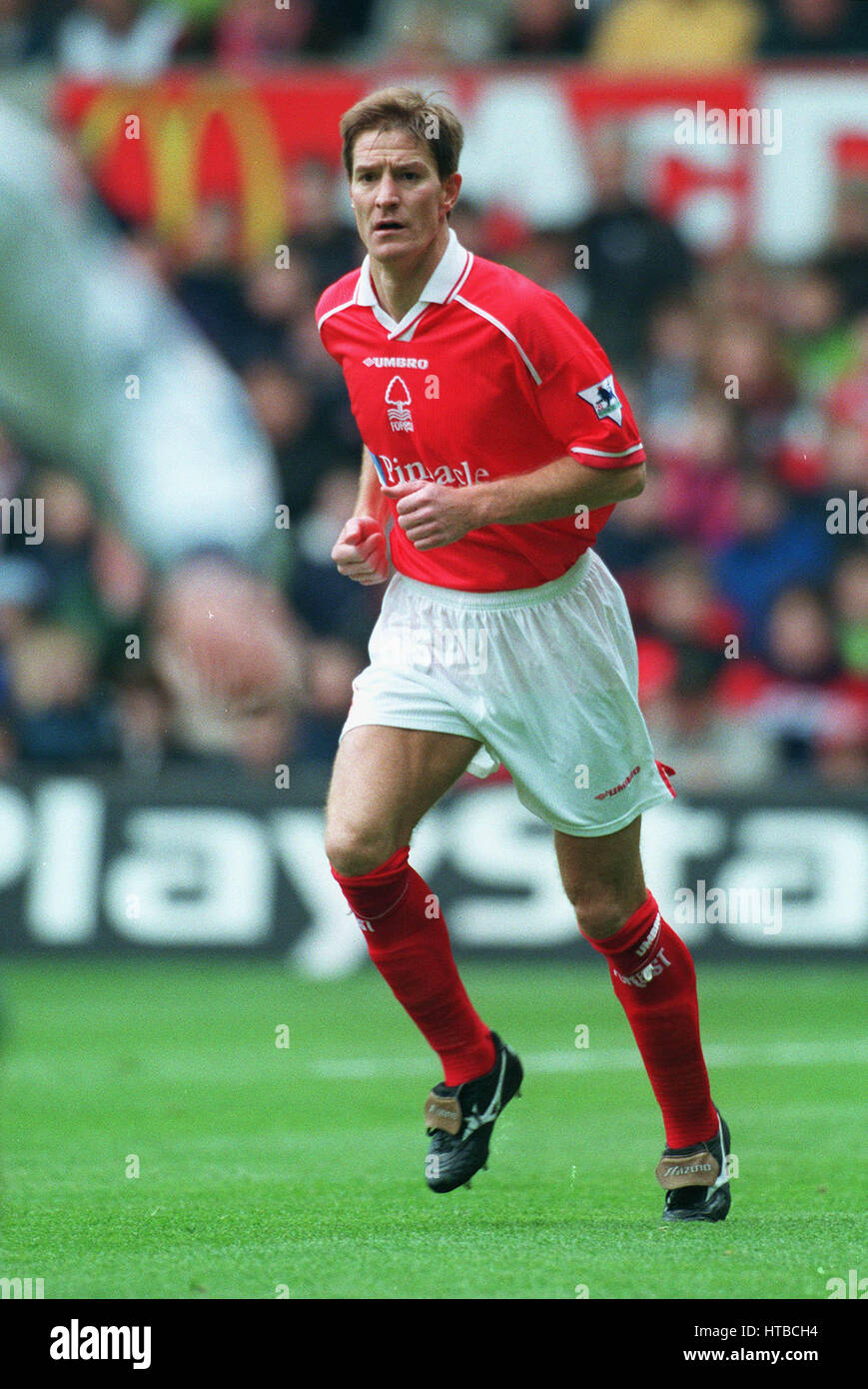 RICHARD GOUGH NOTTINGHAM FOREST FC 17 April 1999 Stock Photo - Alamy