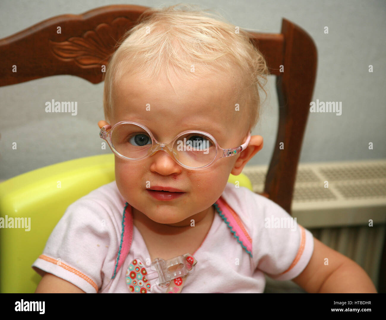 Serious toddler hi-res stock photography and images - Alamy