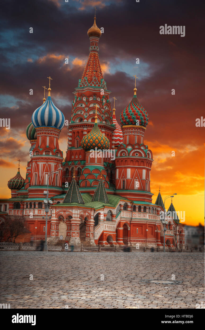 St basils cathedral hi-res stock photography and images - Alamy