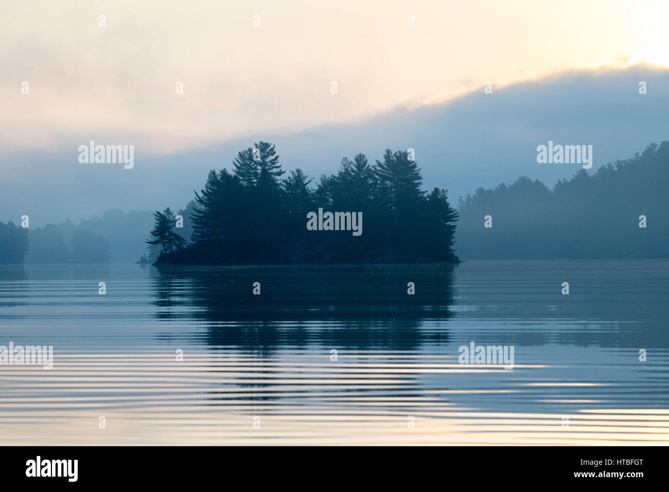 Charlton Lake at dawn, Ontario, Canada Stock Photo - Alamy