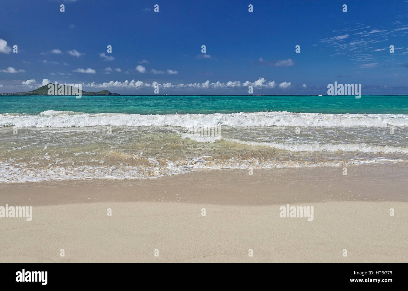 Kailua Bay beach and shore Oahu Hawaii Stock Photo - Alamy