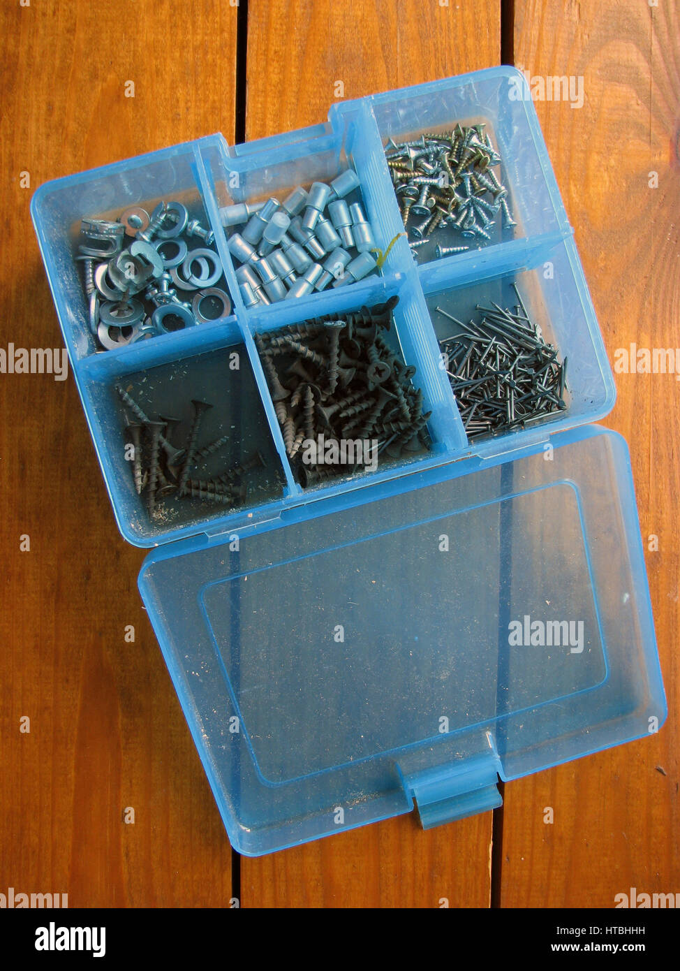 Self-tapping screws stacked in a screwdriver for screws Stock Photo - Alamy
