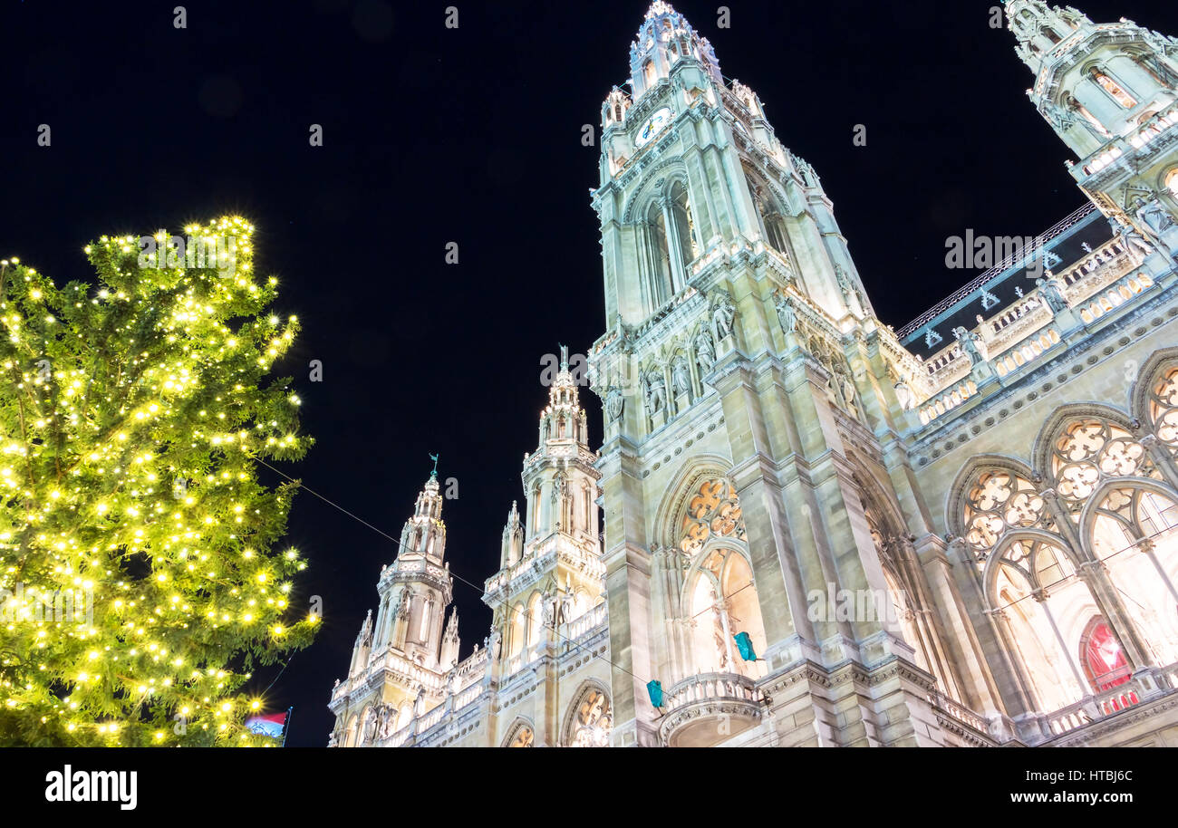 Neues rathaus vienna hi-res stock photography and images - Alamy