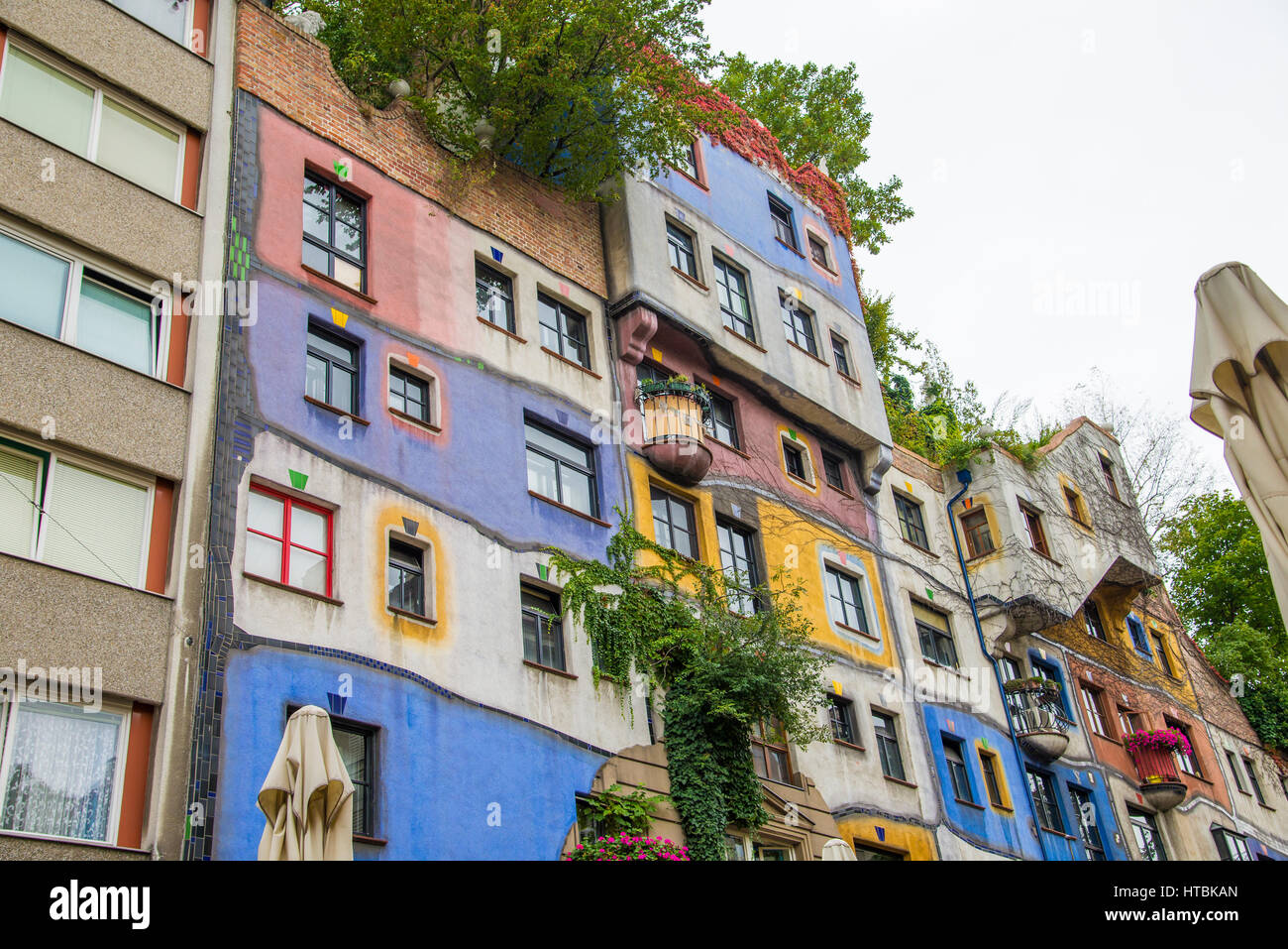 The colourful Hundertwasserhaus an apartment building located in Vienna ...