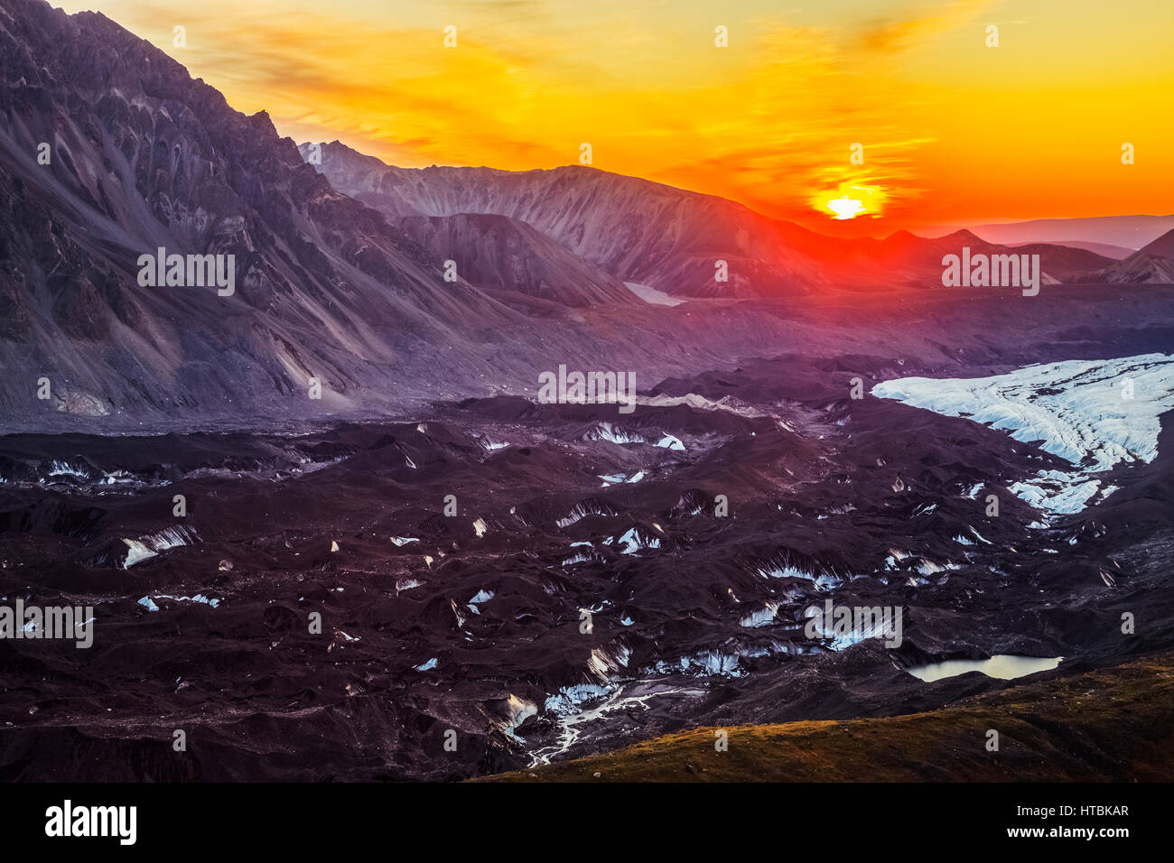 Muldrow glacier hi-res stock photography and images - Alamy