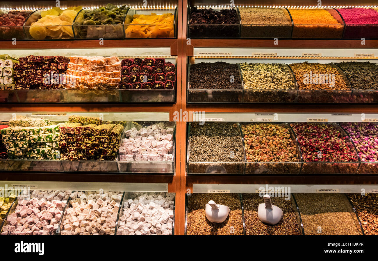 Turkish delight (lokum) and spice shop in the Spice Bazaar (Egyptian ...