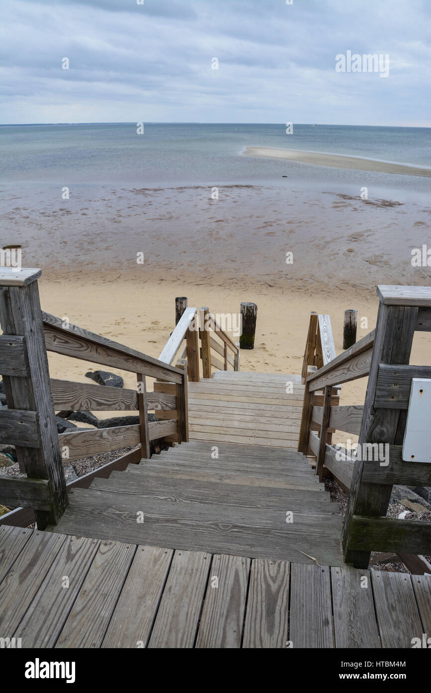 Seaside seaport and seaside beach hi-res stock photography and images ...