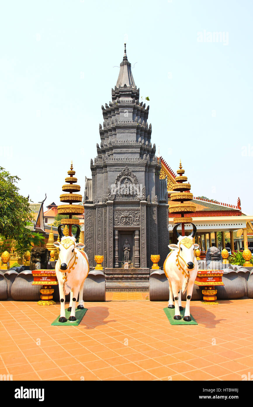 Wat Preah Prom Rath in Siem Reap Cambodia Stock Photo - Alamy