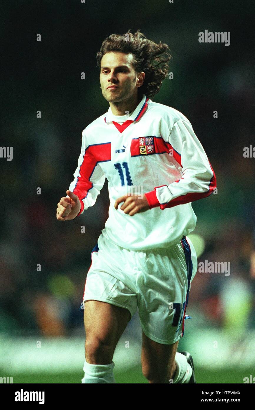 Patrik berger czech republic hi-res stock photography and images - Alamy