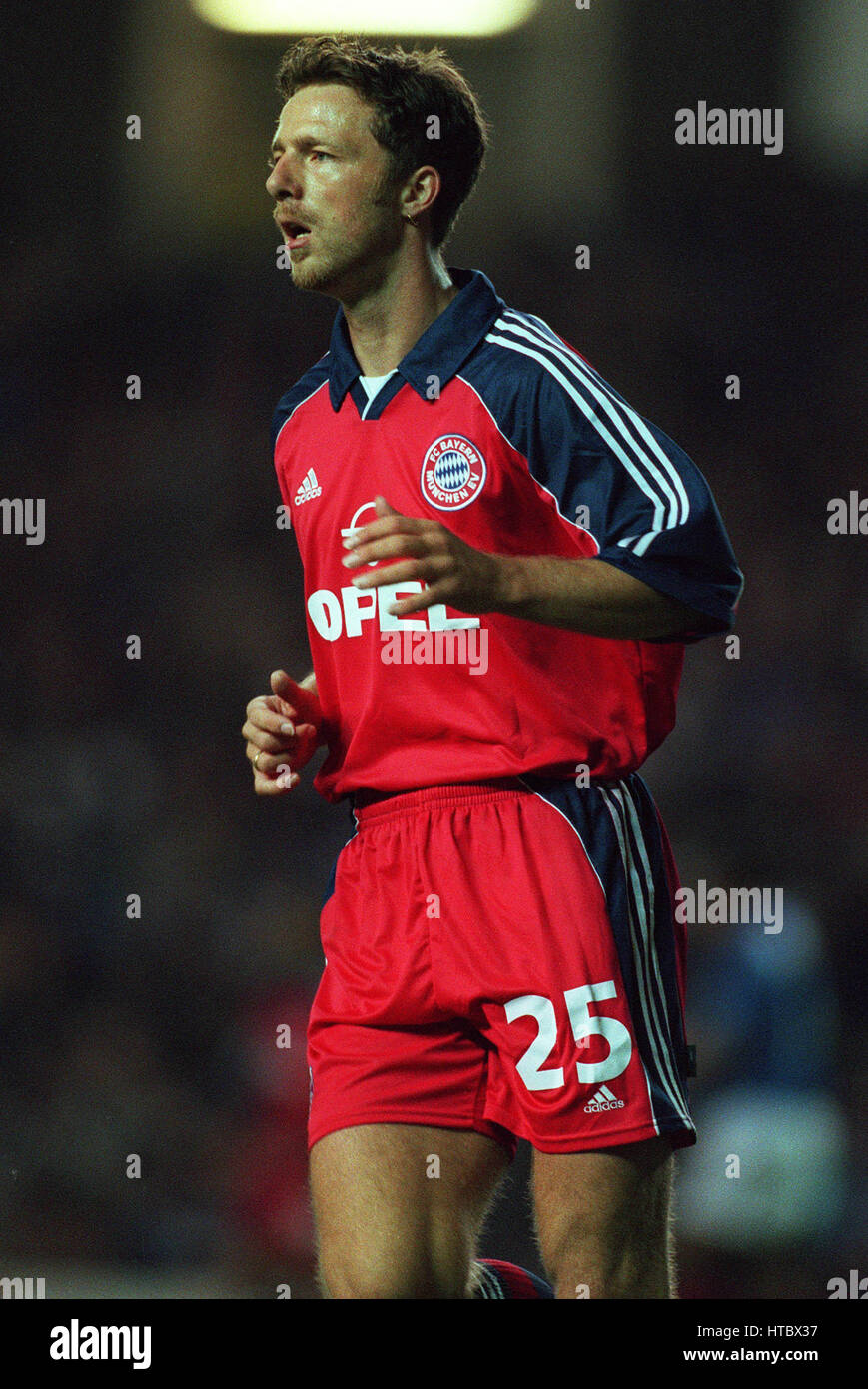 Football munchen full length hi-res stock photography and images - Alamy
