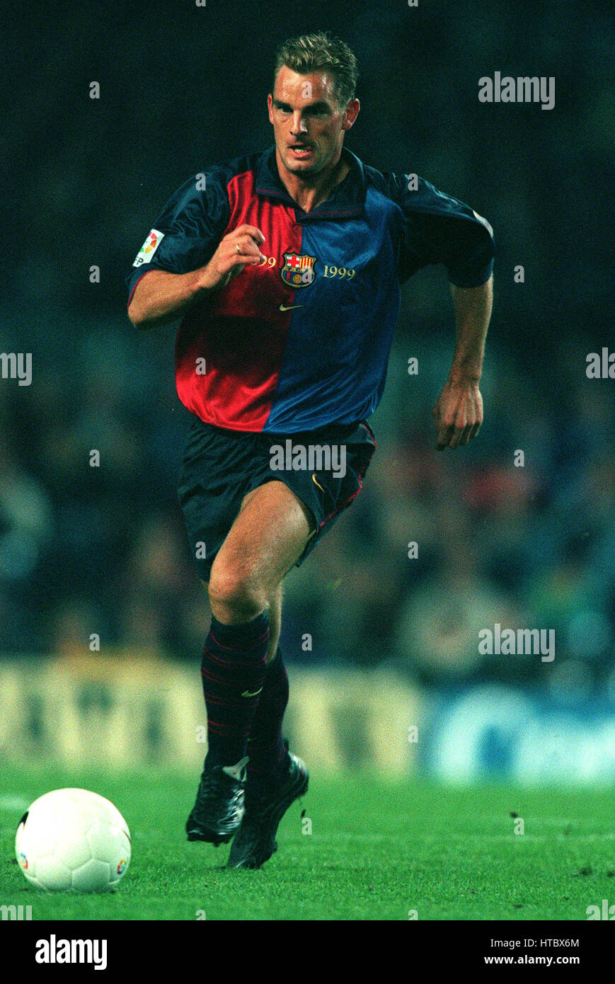 RONALD DE BOER FC BARCELONA 07 November 1999 Stock Photo - Alamy