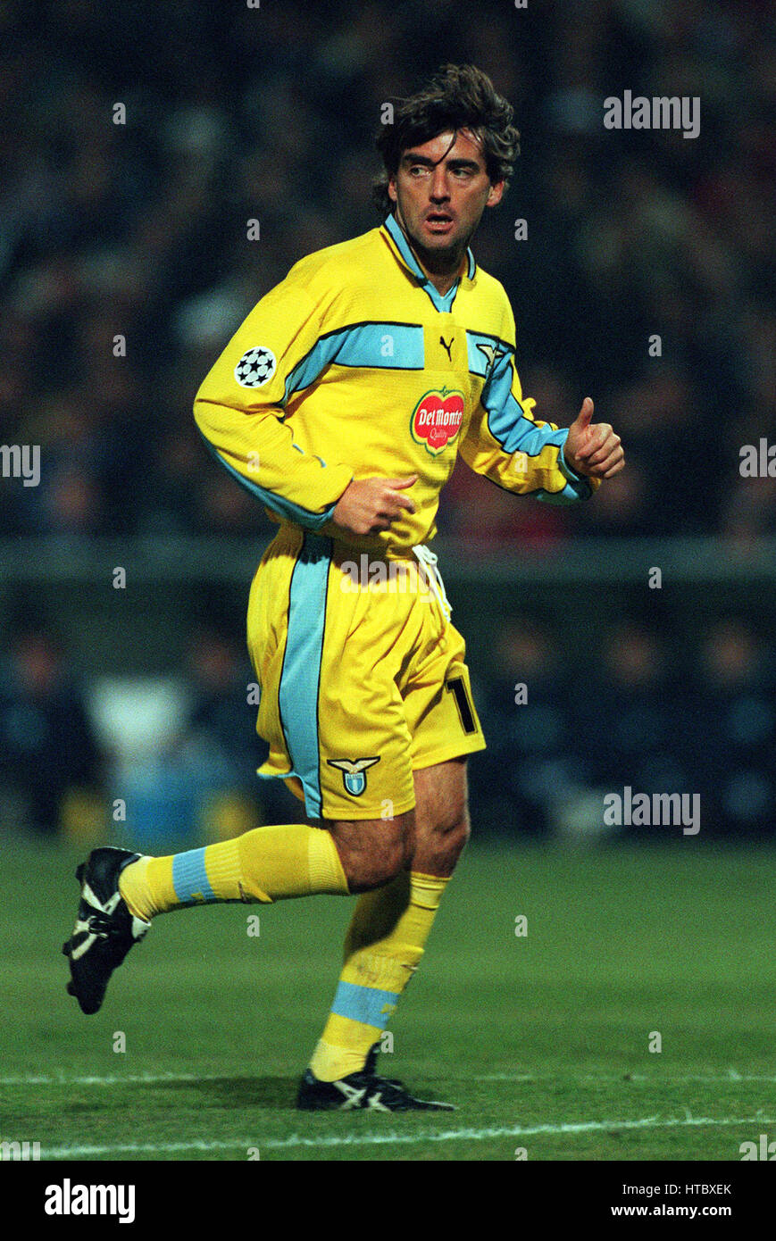 Roberto mancini 1999 hi-res stock photography and images - Alamy