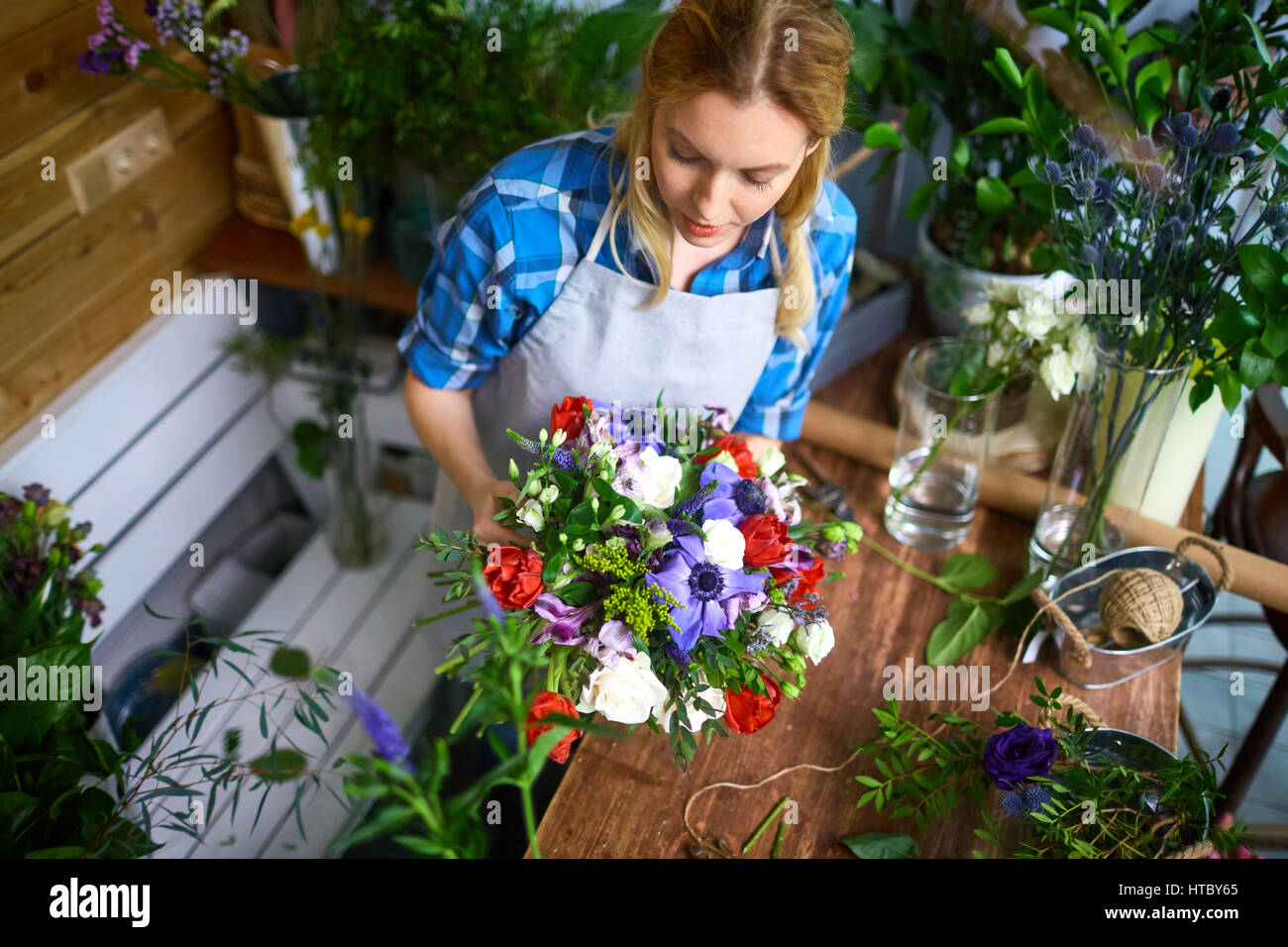 Florist workplace top view hi-res stock photography and images - Alamy