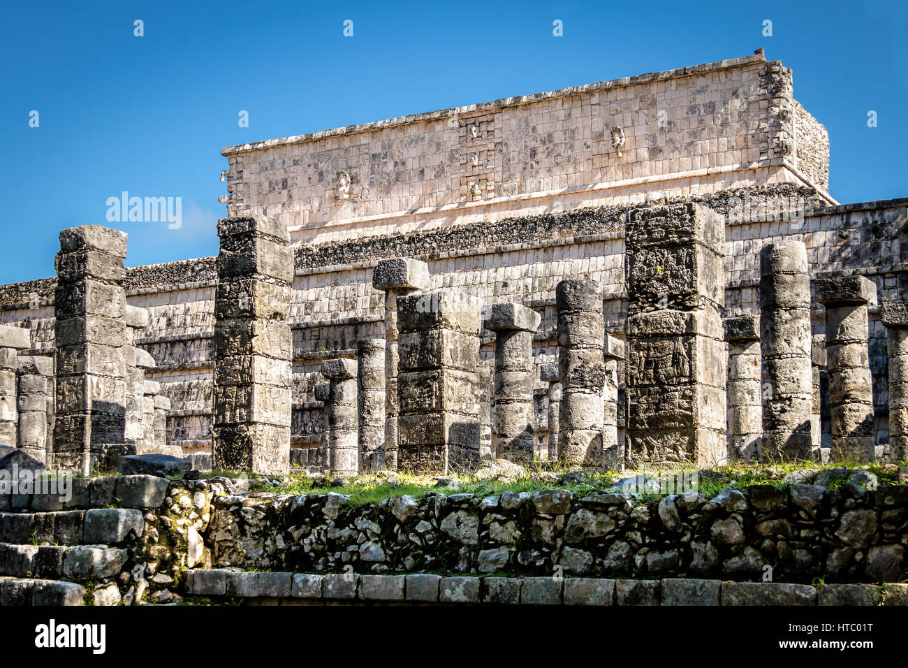 Mayan architecture columns mexico hi-res stock photography and images ...