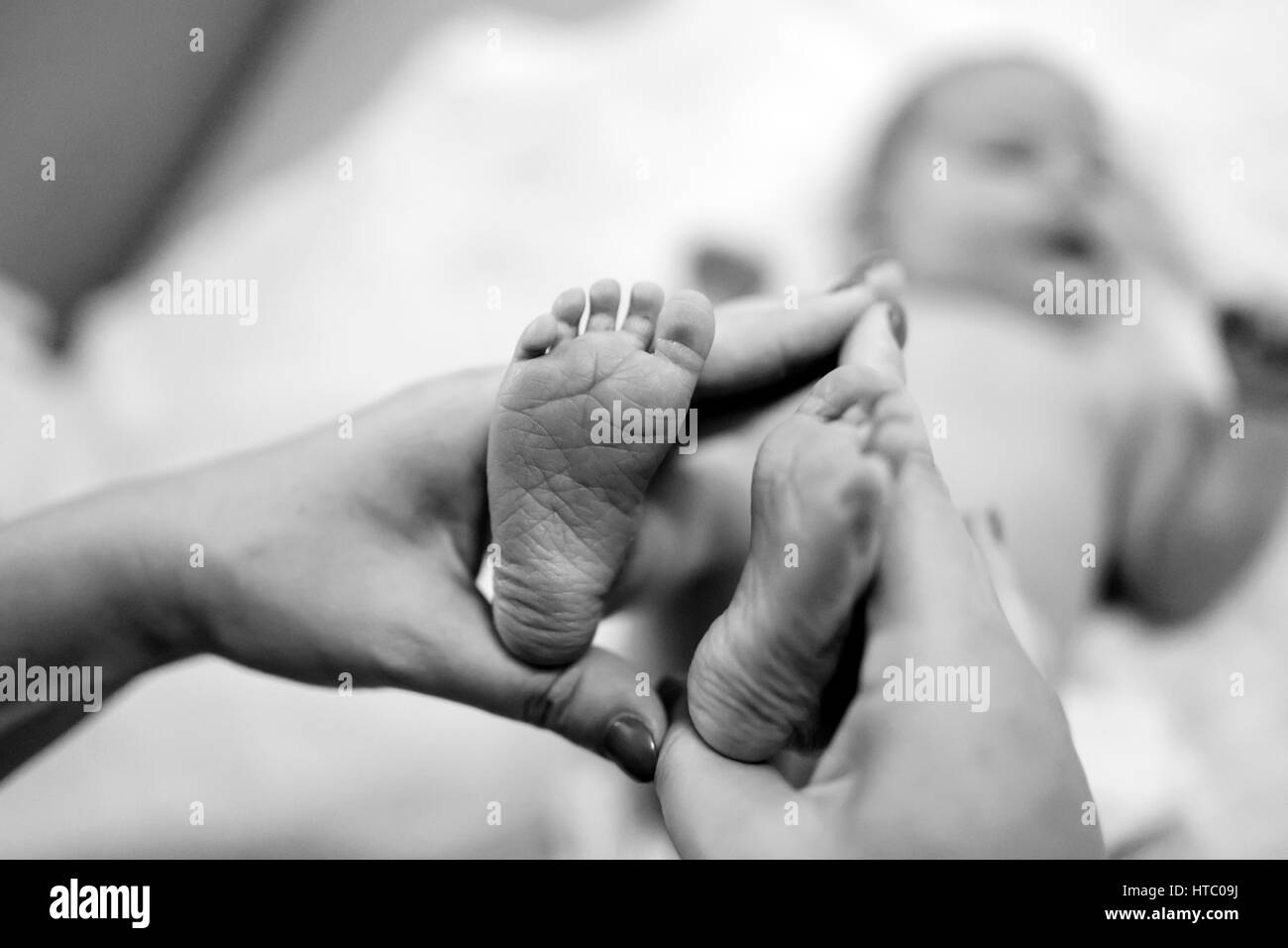 Little feet hi-res stock photography and images - Alamy